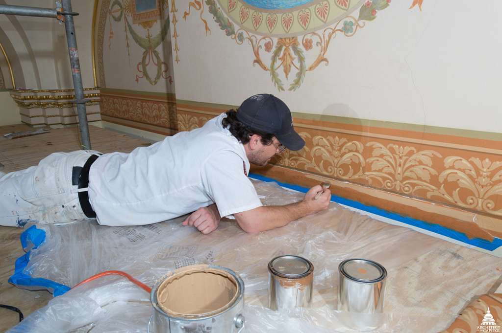 Why Choosing Professional Painters and Decorators in London